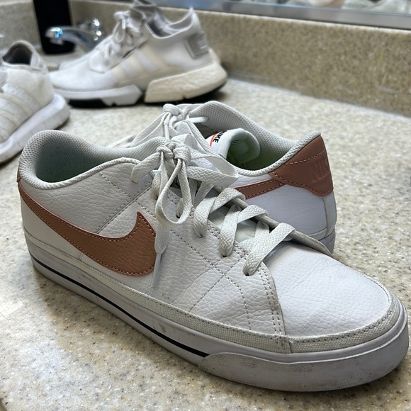 Nike | Shoes | Nike White And Pink Check Mark | Poshmark